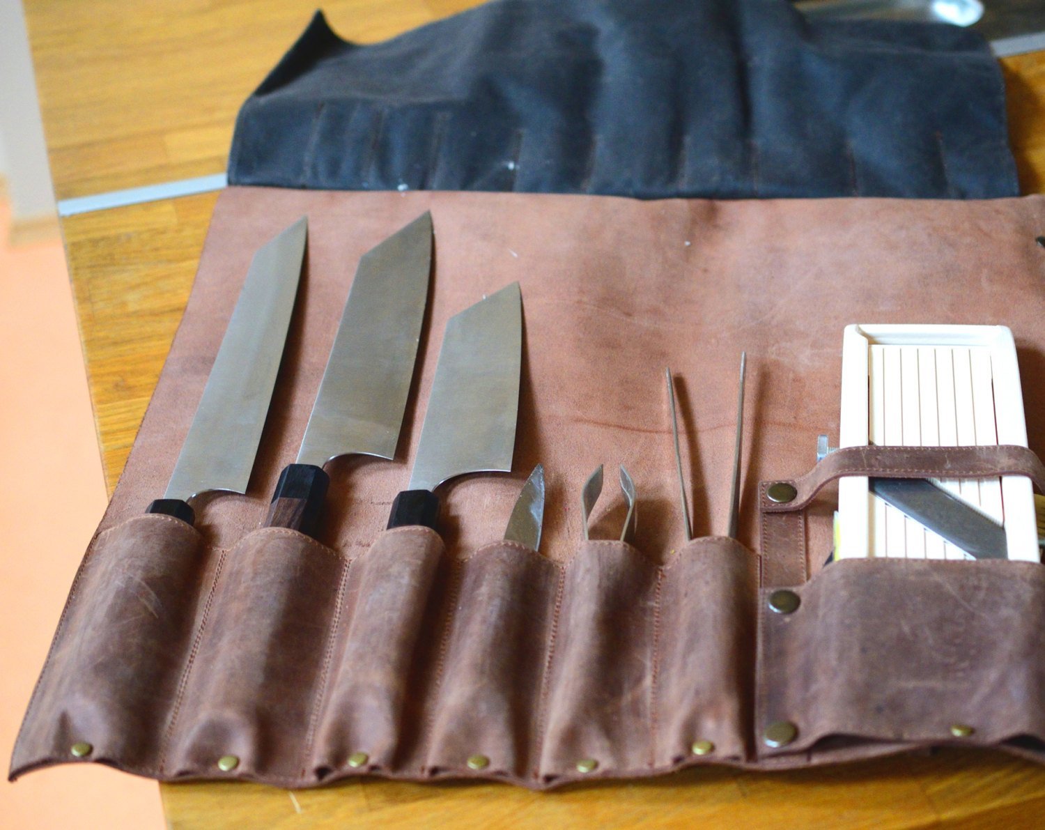 luvsecretlingerie Lightweight premium Leather Chef Knife Bag/Chef Knife Roll 8 Pockets Tan Leather