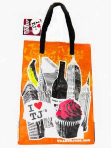 trader joe's new york ny reusable shopping bags (set of 2)