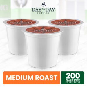 Day To Day 200-Count Donut Blend, Medium Roast Single Serve Coffee Pods for K-Cup Keurig Brewers (Donut Blend, 200 Count (Pack of 1))