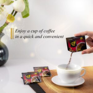 TRUNG NGUYEN G7 PURE BLACK Instant Coffee for Energy Boost - 100% Soluble Coffee Without Sugar - Strong, Pure & Rich Vietnamese Instant Energy Coffee - Original Taste for Coffee Connoiseurs (200 Sachets/Bag)