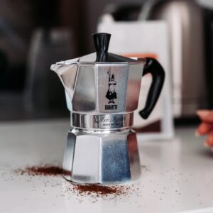 Bialetti Express Moka Pot, 6 -Cup & Coffee, Aluminum Silver