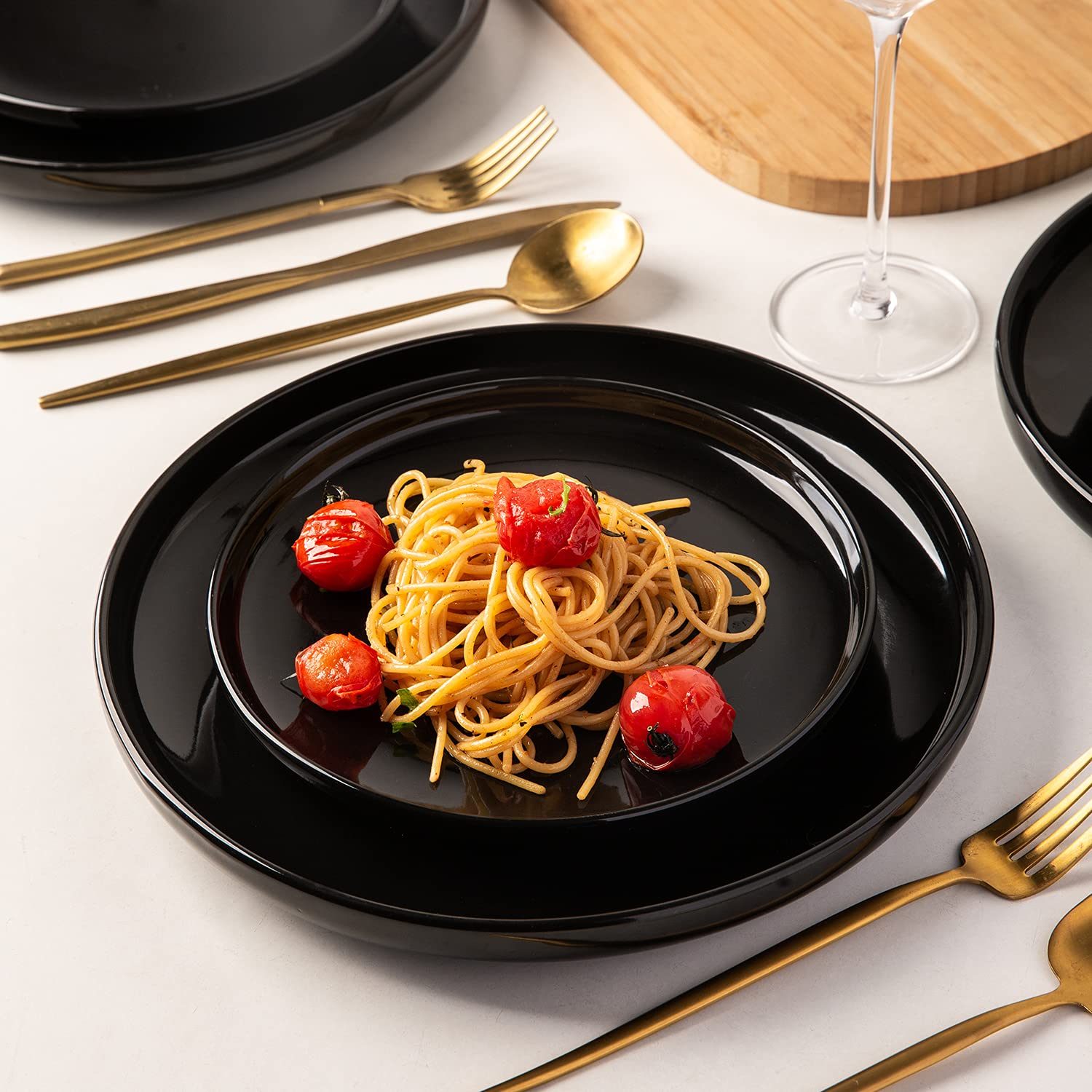 AmorArc Ceramic Dinner Plates Set of 6,10.5 inch Stoneware plates for Kitchen, Dinnerware Dishes set- Microwave,Dishwasher Safe,Scratch Resistant -Black