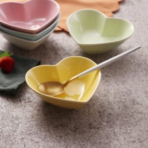 WAIT FLY Sweet Heart-Shaped Ceramic Bowl Pudding Bowl Cake Bowl for Baking, Microwave Oven Safe, Set of 4