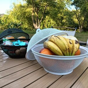 Mesh Wire Fruit Basket with Lid for Vegetables, Restaurant Kitchen Produce Containers Φ10.7" 2 Colors (White + Black) Total 2 Pack