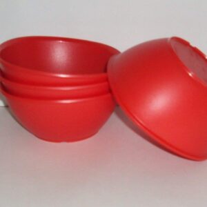 Tupperware Legacy Pinch Cereal or Soup Bowls Set of 4 Chili Red