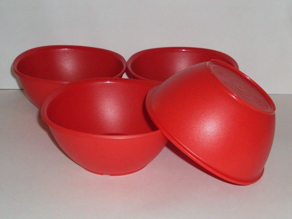 Tupperware Legacy Pinch Cereal or Soup Bowls Set of 4 Chili Red