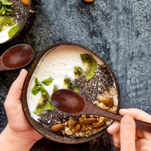 Hoolerry 8 Set Coconut Bowls and Wooden Spoon Set Smoothie Bowls and Spoons Coconut Shells Buddha and Salad Bowls for Vegan Gifts Kitchen Serving