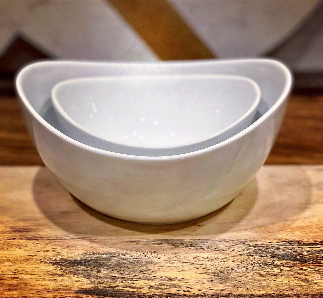 Partito Bella Stackable Porcelain Bowl Set - White Large and Medium Serving Bowls for Cereal, Soup, Noodles or Ice Cream - Made of Pro-Grade Porcelain for Easy Clean Up