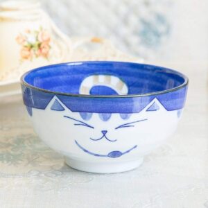 JapanBargain, Japanese Porcelain Bowl Soup Bowl Rice Bowl Udon Bowl Ramen Noodle Soup Bowl Cereal Bowl Made in Japan, Blue Smiling Cat Maneki Neko Pattern (1, Bowl 5-inch) Product Name