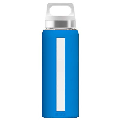 SIGG - Glass Water Bottle - Dream Electric Blue - Soft Silicon Cover - Leakproof - Dishwasher Safe - BPA Free - Broscilate Glass - 22 Oz