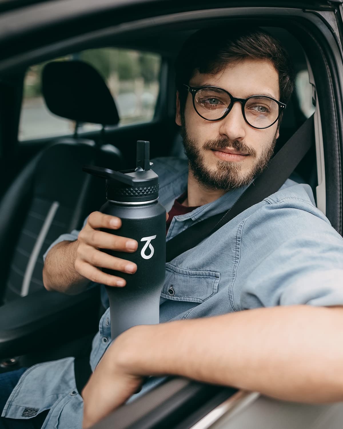 Trebo Water Bottle 32oz&64oz with Paracord Handle, Half Gallon Food-grade Double Wall Vacuum Stainless Steel Insulated Jug with Straw Spout Handle Lids, Leakproof Keep Cold & Hot Ombre: Dark Gray