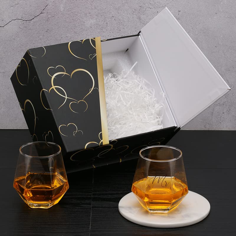 Mascoto Mr and Mrs Whiskey Glass Gift Set, Best Gift for wedding, Engagement, Anniversary, Couples, His and Hers, Bride and Groom, Valentines and Christmas Gifts - Set of 2, 10 oz