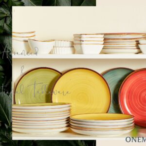 ONEMORE Porcelain Plates Set 10.5 inch Large Dinner Plates for Salad Dessert Ceramic Serving Plate Set of 4, Microwave and Dishwasher Safe