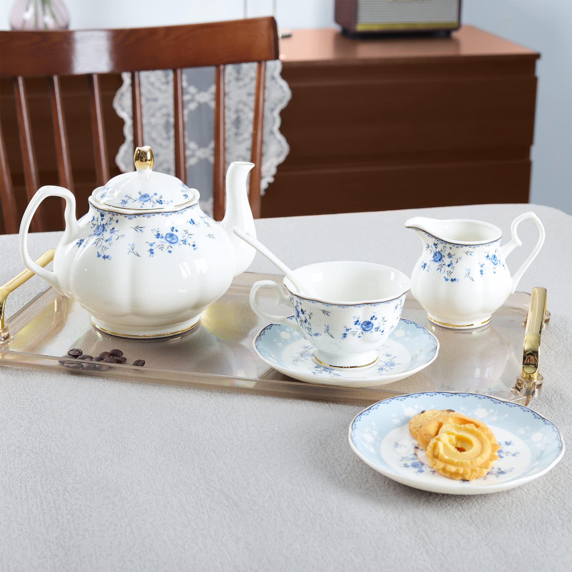 fanquare 15 Piece Blue Rose Porcelain Tea Set, British Floral Teapot with Tea Cups, Women Tea Party Set for 6