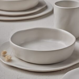 Stone by Mercer Project HEKONDA Stoneware 16-Piece Dinnerware Set, Beige