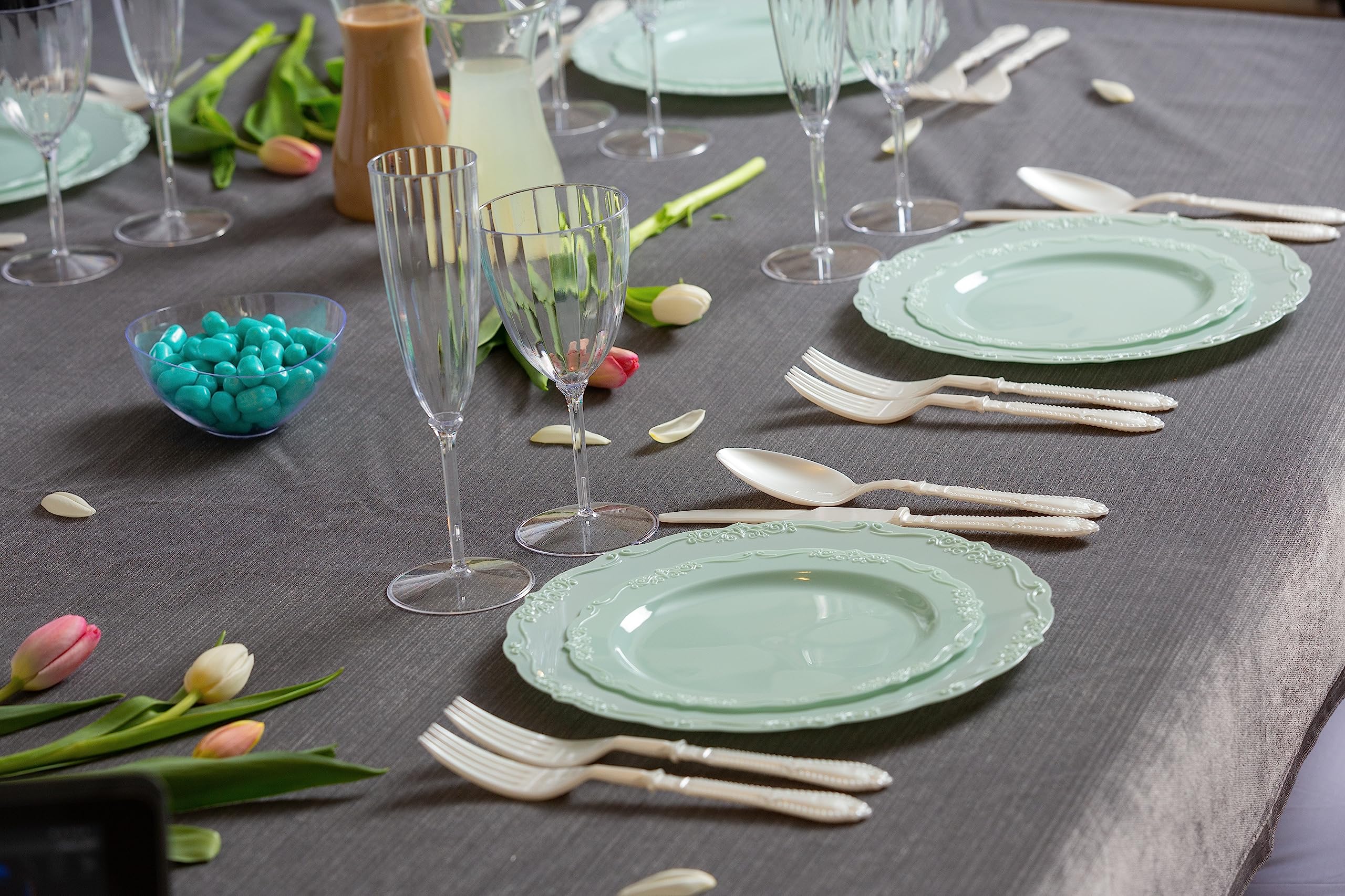 Posh Setting Disposable Plastic Plates Set, Vintage Party Plates, Light Green/Sage 60 Pack (30 Guest) 30 x 10.25 Dinner & 30 x 7.25 Salad/Dessert Plate