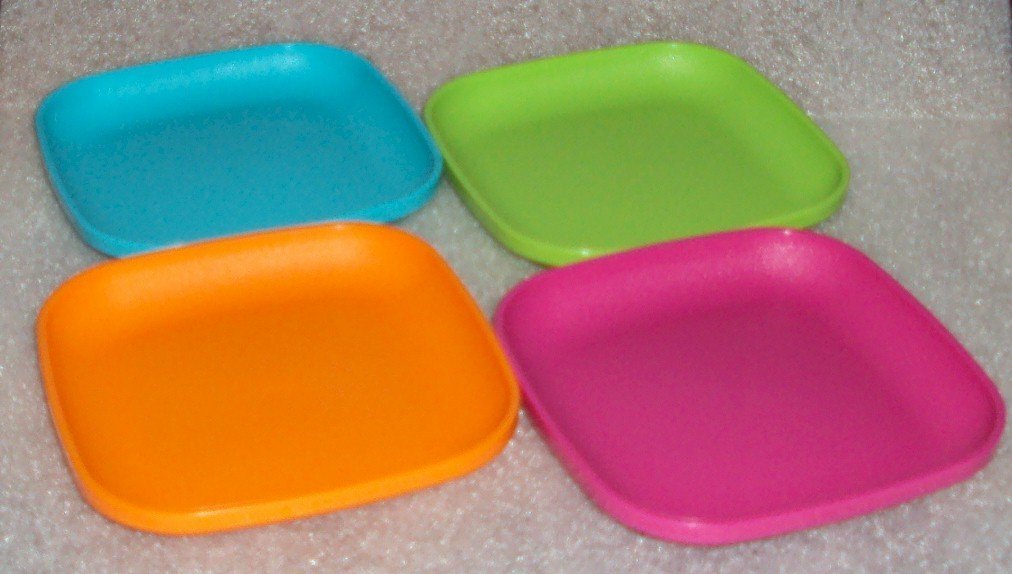 SMALL Tupperware 4 Inch Square Plates, Children's Toy Size Set