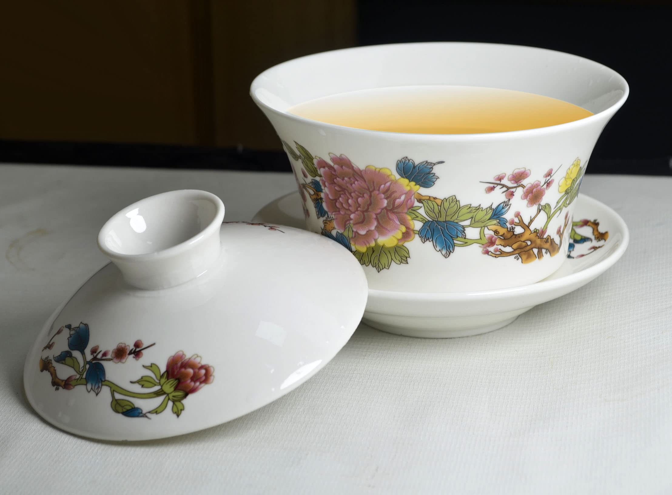 YXHUPOT Gaiwan White Porcelain Large Teacup Sancai Tea Cup Set Beauty Pattern Blum (16oz large bloom)