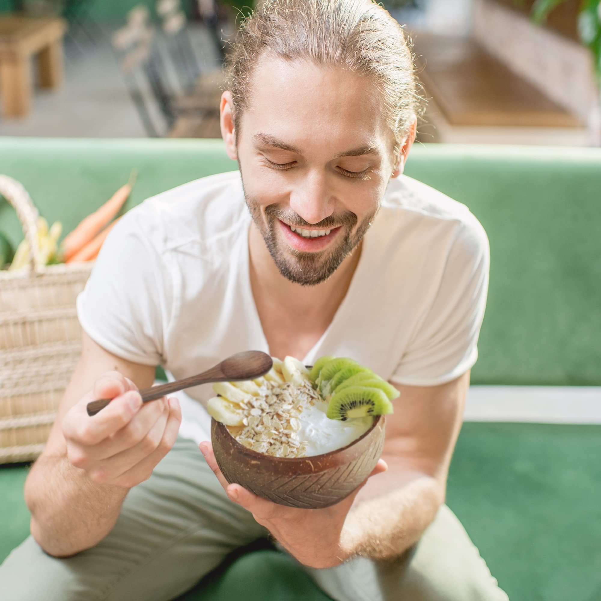 NAYOMI Coconut Bowls with Spoons - Artisan Handmade Designs on Coconut Bowl Set of 4 for Acai Bowls, Buddha Bowls, Smoothie Bowls and Spoons. Eco-friendly and Vegan Coconut Shell Bowls