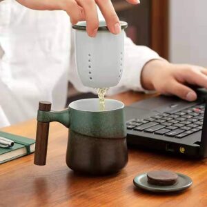 NCQIXIAO Tea Cup with Infuser and Lid, Retro Tea Mug Cups with Infuser, Wood Handle Ceramic Coffee Mug with Lid for Steeping Loose Leaf Tea 320ml/10.82OZ (Vintage Green)