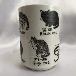 Cosmo Craft Japanese Teacup ”Japanese Cat” Yunomi