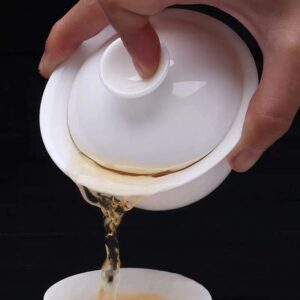 Liang baobao Gaiwan 2 Sets White Porcelain Teacups 110ml Tureen Sancai Cover Saucer for Loose tea Espresso