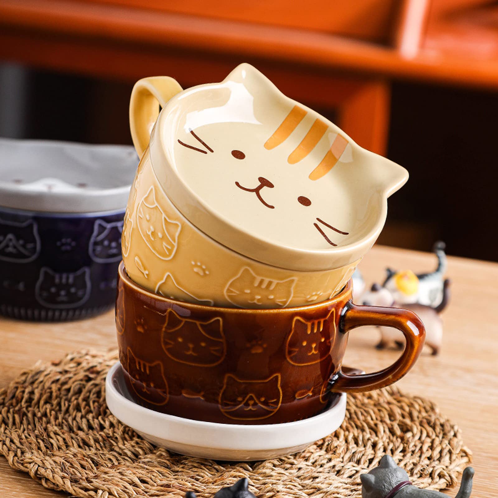 Jimiruigro Cute Ceramic Coffee Mug with Lid Cartoon Cat Face Pattern 7.4 Oz Small Tea or Milk Cup Novelty Gifts for Girl and Women, Brown