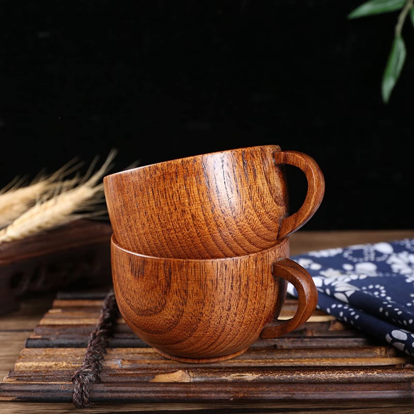 2 Pieces Wooden Tea Cups, Coffee Mug Tea Cup Wood Drinking Cup Handmade Drinkware Cup with Handle for Drinking Tea Coffee Wine Beer Hot Drinks Decoration