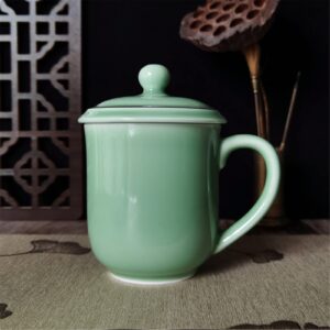 Handmade Celadon Coffee Mug Teacup with Lid 13oz Porcelain Milk Cup Smooth Glazed Ceramic Microwave and Dishwasher Safe (Green)