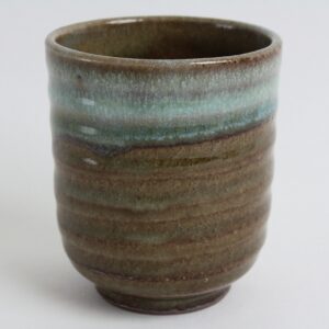 Mino ware Japanese Pottery Yunomi Chawan Tea Cup Sky Blue Glaze on Moss Green made in Japan (Japan Import) KSY002