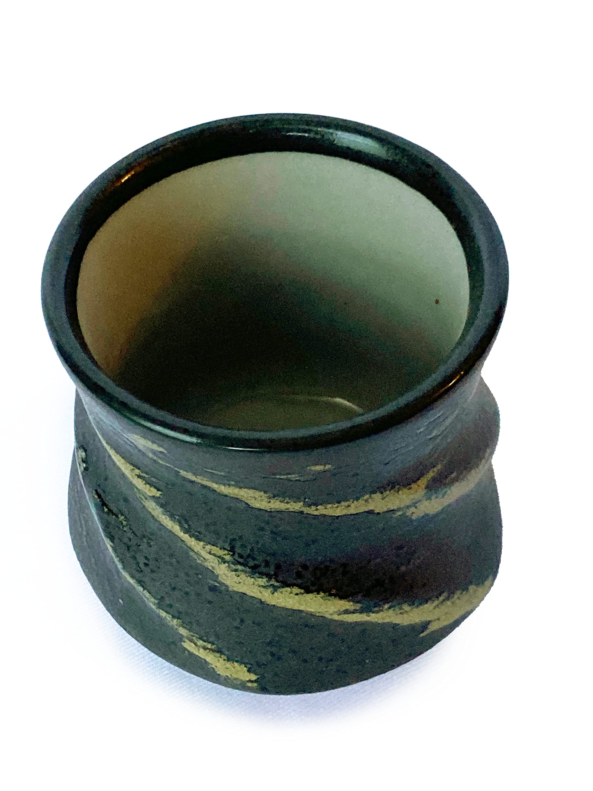 Twisted Design Japanese MINO-YAKI YUNOMI, Japanese Tea Cup. For your Asian Tea Time. Enjoy Green Tea, Black Tea and Coffee. Made in Japan