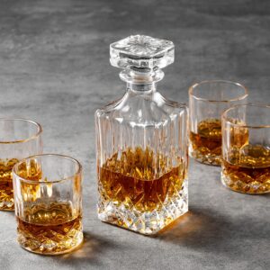 Verolux Whiskey Decanter Set with 4 Glasses in Gift Box, Unique Anniversary Housewarming Birthday Gifts for Men Dad Husband Boyfriend, for Bourbon Whiskey Liquor Scotch Gin Rum Tequila Vodka Brandy