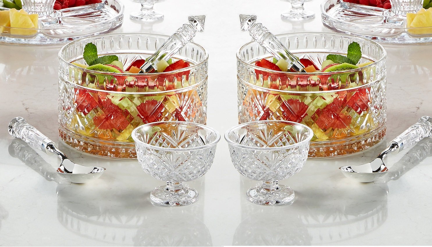 Set of 3 Crystal Clear Salad Bowl Serving Set, Salad Serving Utensils Included Large Serving Dish.