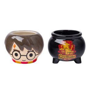 silver buffalo harry potter gryffindor cauldron 2pc ceramic 3d sculpted mini cup set, perfect as a sugar, cream, or milk set, 3.5 ounces