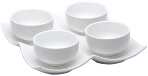 red vanilla vanilla fare 4 bowls with tray