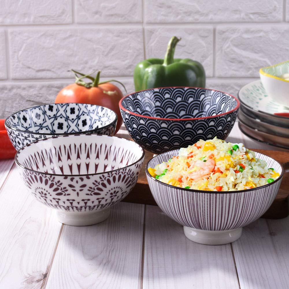 Set of 4 Rice Bowls, 4.5 Inch, Japanese Style Ceramic Rice Bowls, Glazed Tableware of Various Designs, Suitable for Dessert Snacks, Cereal Soup