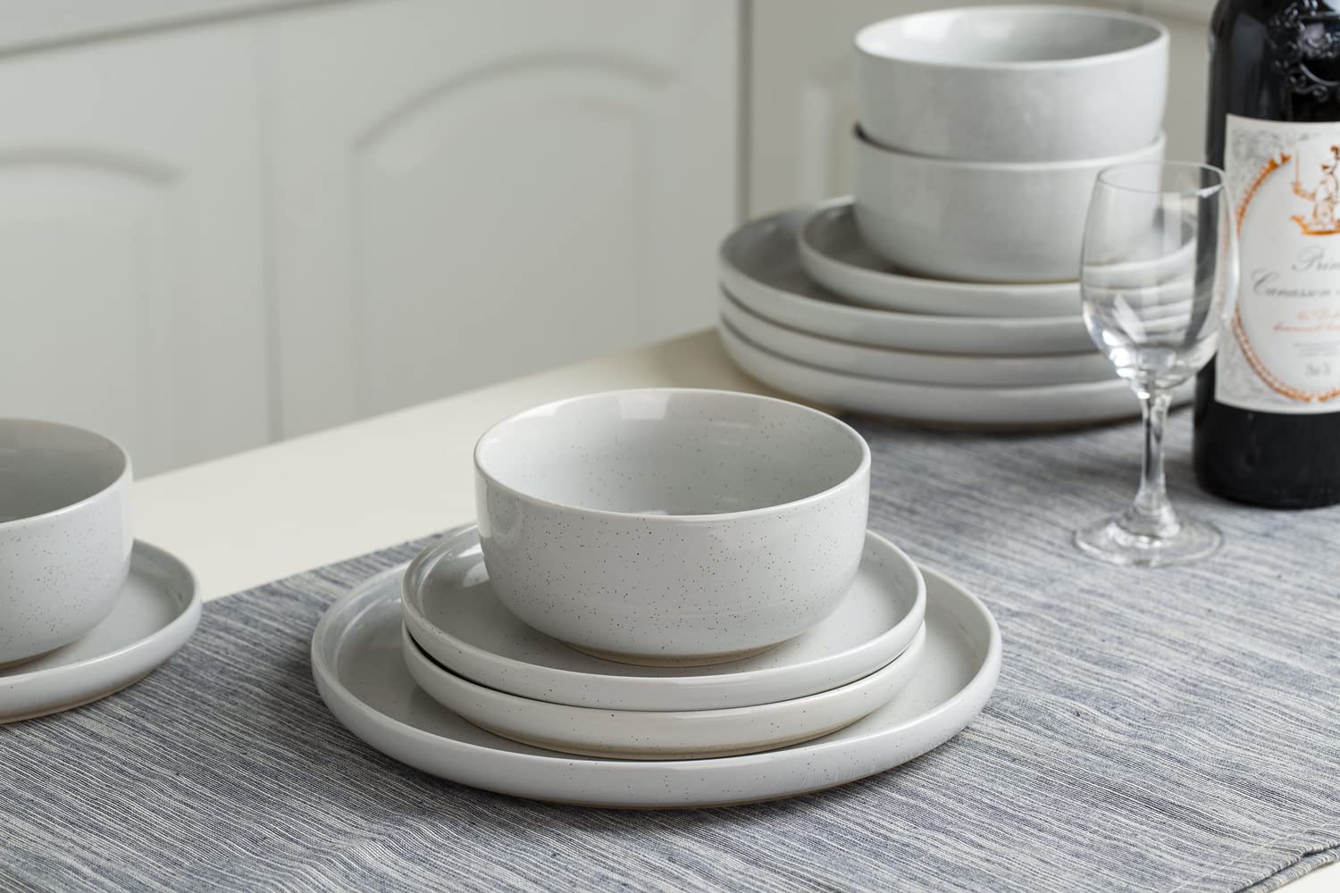 Famiware Milkyway Plates and Bowls Set, 12 Pieces Dinnerware Sets, Dishes Set for 4, Light Gray