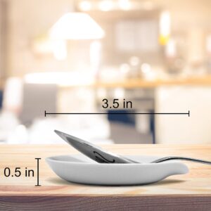 MAVOJI Coffee Spoon Rest - Farmhouse Small Spoon Holder for Coffee, Tea & Cocktails, Ceramic Spoon Rest for Tablespoon, Teaspoon & Bar Spoon, Coffee Bar Accessories and Decor (Spoon Me)