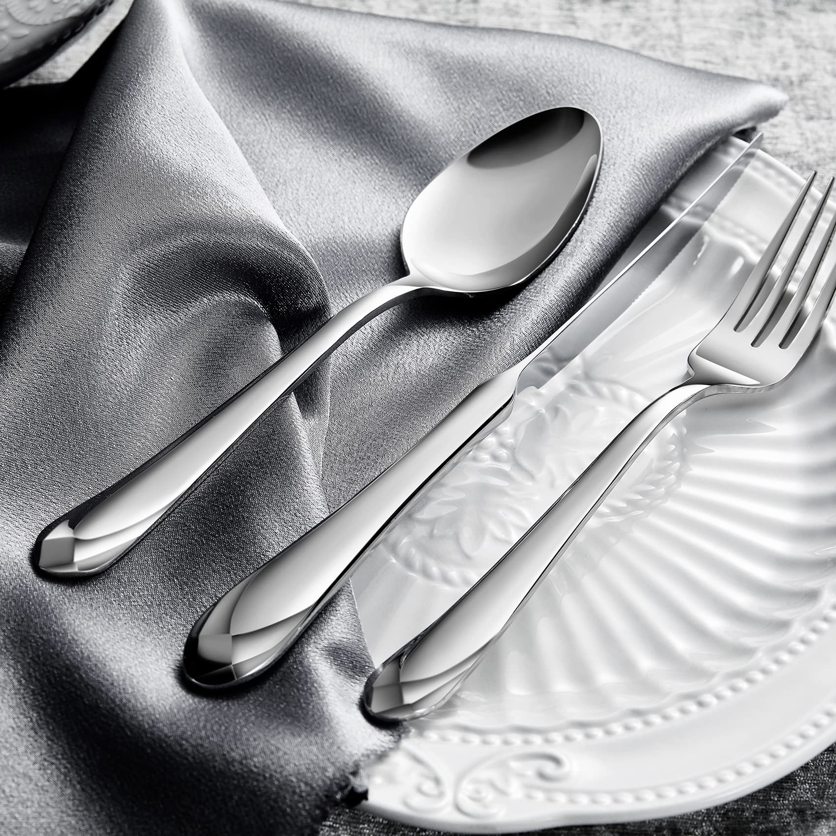 KEAWELL Elena Silverware Set, Service for 4, 18/10 Stainless Steel, Mirror Finish, Dishwasher Safe