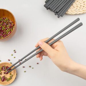 10 Pairs Fiberglass Reusable Chopsticks Dishwasher Safe, 27.3CM/10.74inch Non-Slip Japanese Chinese Minimalism Family/ Hotel/ Restaurant Chop Sticks Gift Set, Black