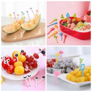 Plastic Fruit fork with Animal Decor, Cute Food Picks for Cake Dessert Fruit-platter, Reusable Mini Toothpick Bento Box Party Supply Lunch Accessories (random style) (112)