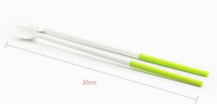 Silicone Cooking Chopsticks with Measuring spoon and fork,Safe Frying,Hot Pot,Seasoning spoon,Measuring spoon,Dessert fork,Fruit fork,Toothpick fork. (Green (tail spoon + fork))