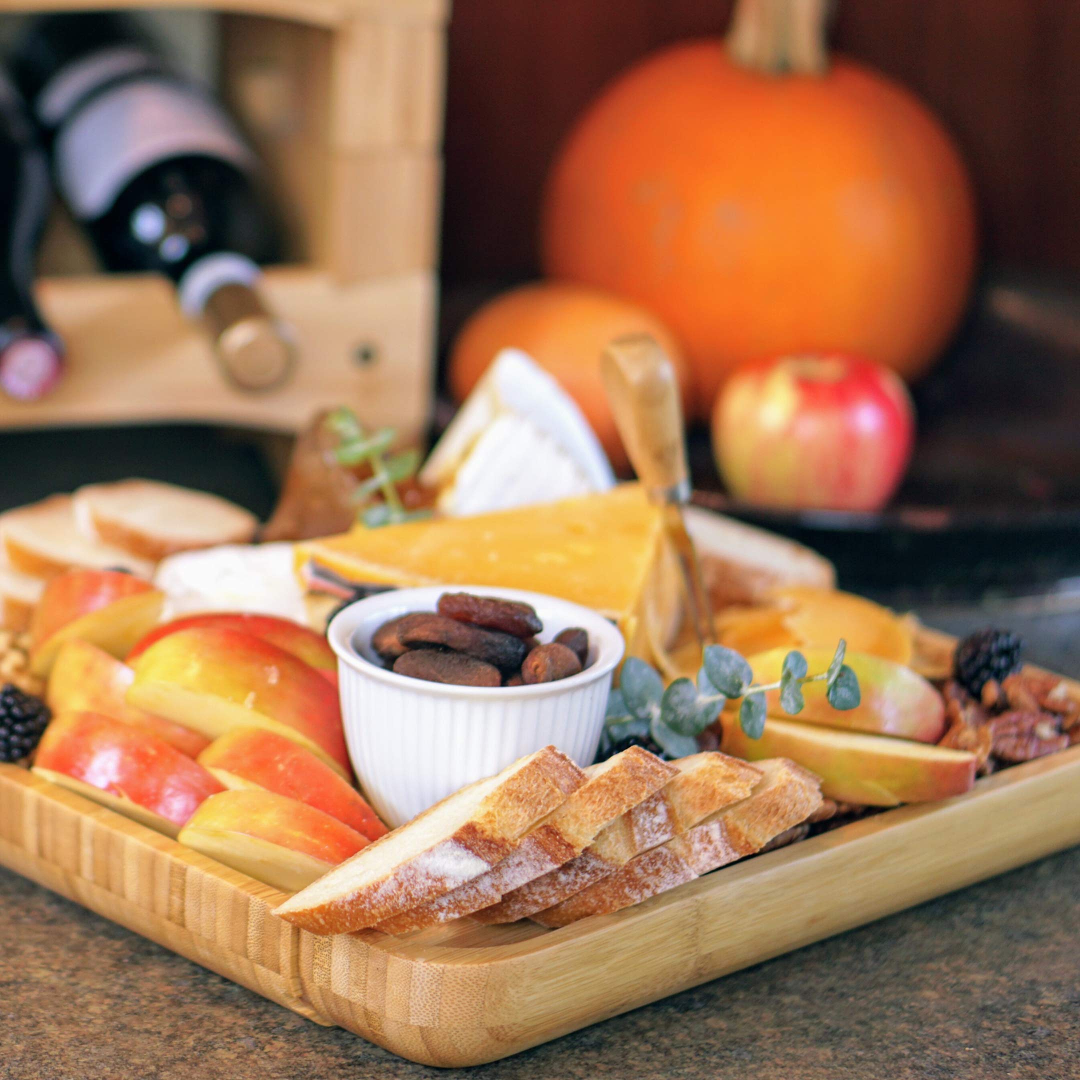 Vistal Cheese Board and Knife Set, Bamboo Charcuterie Board with Slide-Out Drawer and Stainless Steel Knives