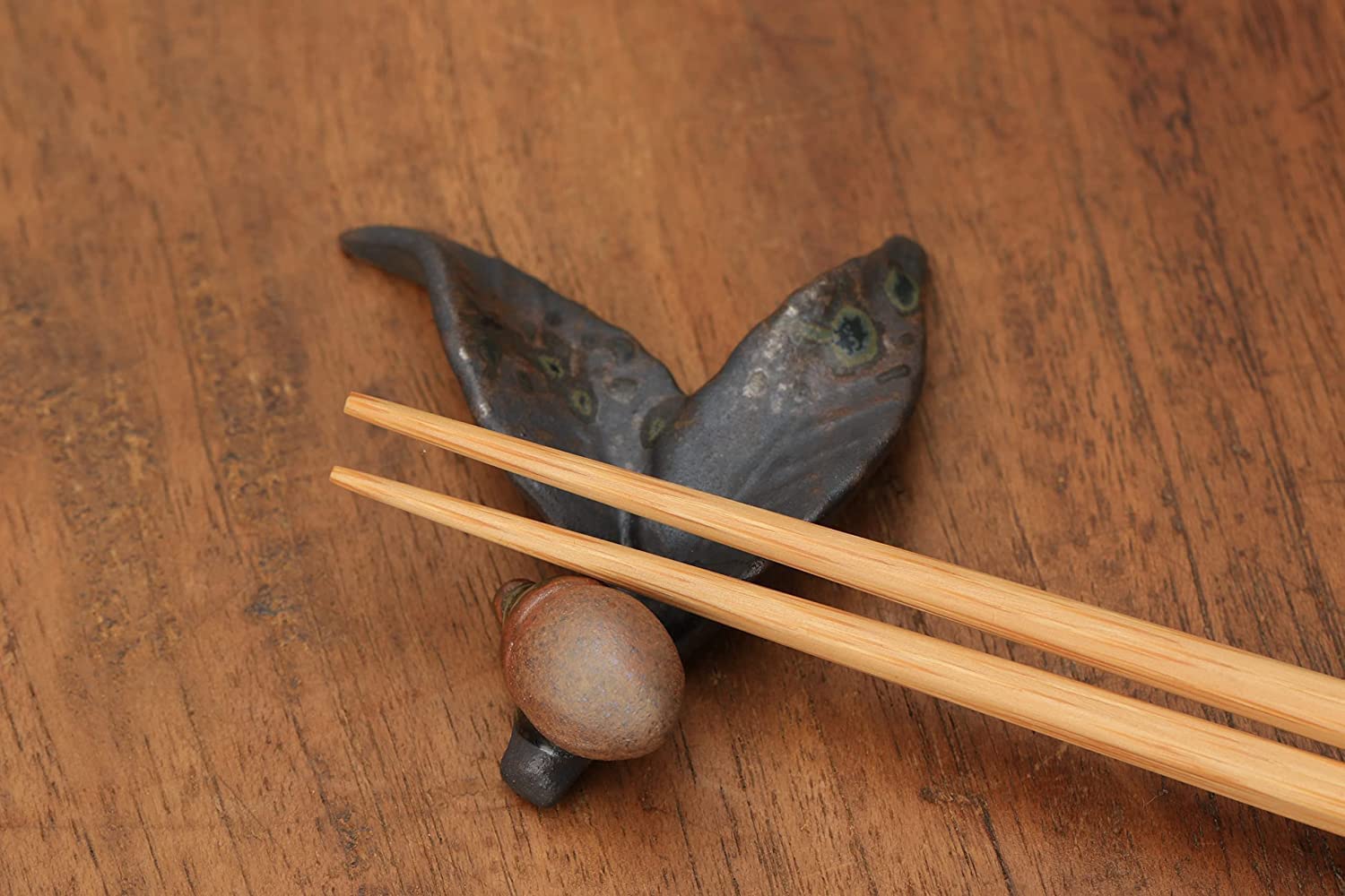 Hamamotou, 29-23 Chopsticks Holder, 2-Leaf Acorn, Set of 2, Approx. 0.9 x 1.7 x 0.8 inches (2.2 x 4.2 x 2 cm)