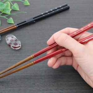 Ishida WABIYORI 60181 Tsukiyama Couple Chopsticks for Gifts, Includes Chopsticks Rest