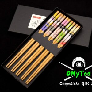 OMyTea Chopsticks Reusable - Japanese Bamboo Chopsticks 5 Pairs Gift Sets, 8.9 Inch/22.5cm, for Sushi, Ramen, Noodles, Rice, Camping, Travel (Geisha Girl)