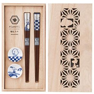 Peanuts SN80-842H Snoopy Dyed Chopsticks, Pair Set (Comes in Wooden Box)