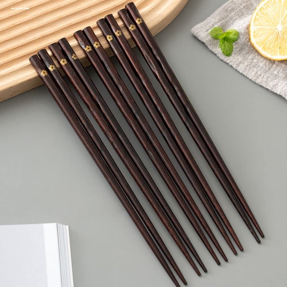 Japanese Sushi Chopsticks,Natural Wooden Chopsticks Non-slip Korean Noodles Chopsticks Handmade Chopstick Natural Healthy for Cooking Eating