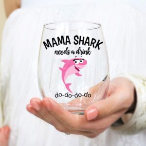 Vine Country Mama Shark Needs a Drink Funny Wine Glass - Mom Gift For Birthdays, Mother's Day, Christmas, Holidays or Just Because - Stemless