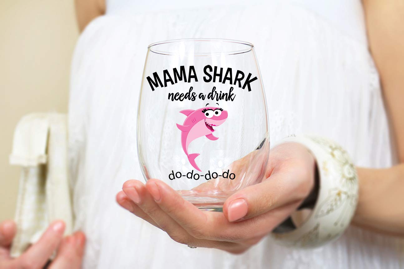 Vine Country Mama Shark Needs a Drink Funny Wine Glass - Mom Gift For Birthdays, Mother's Day, Christmas, Holidays or Just Because - Stemless